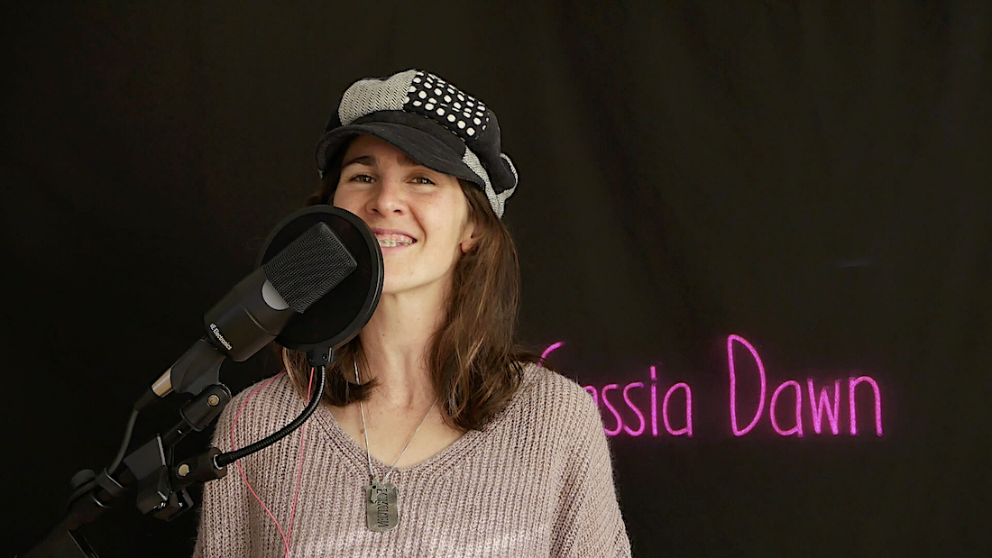 Cassia Dawn, acoustic singer-songwriter - Press Photos